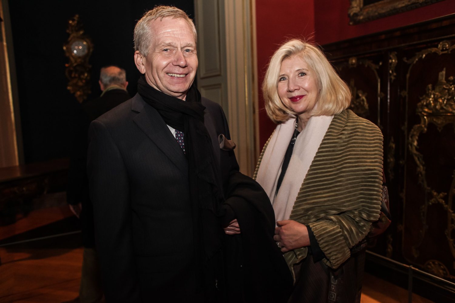 Say Who - Robert J.Riesberg