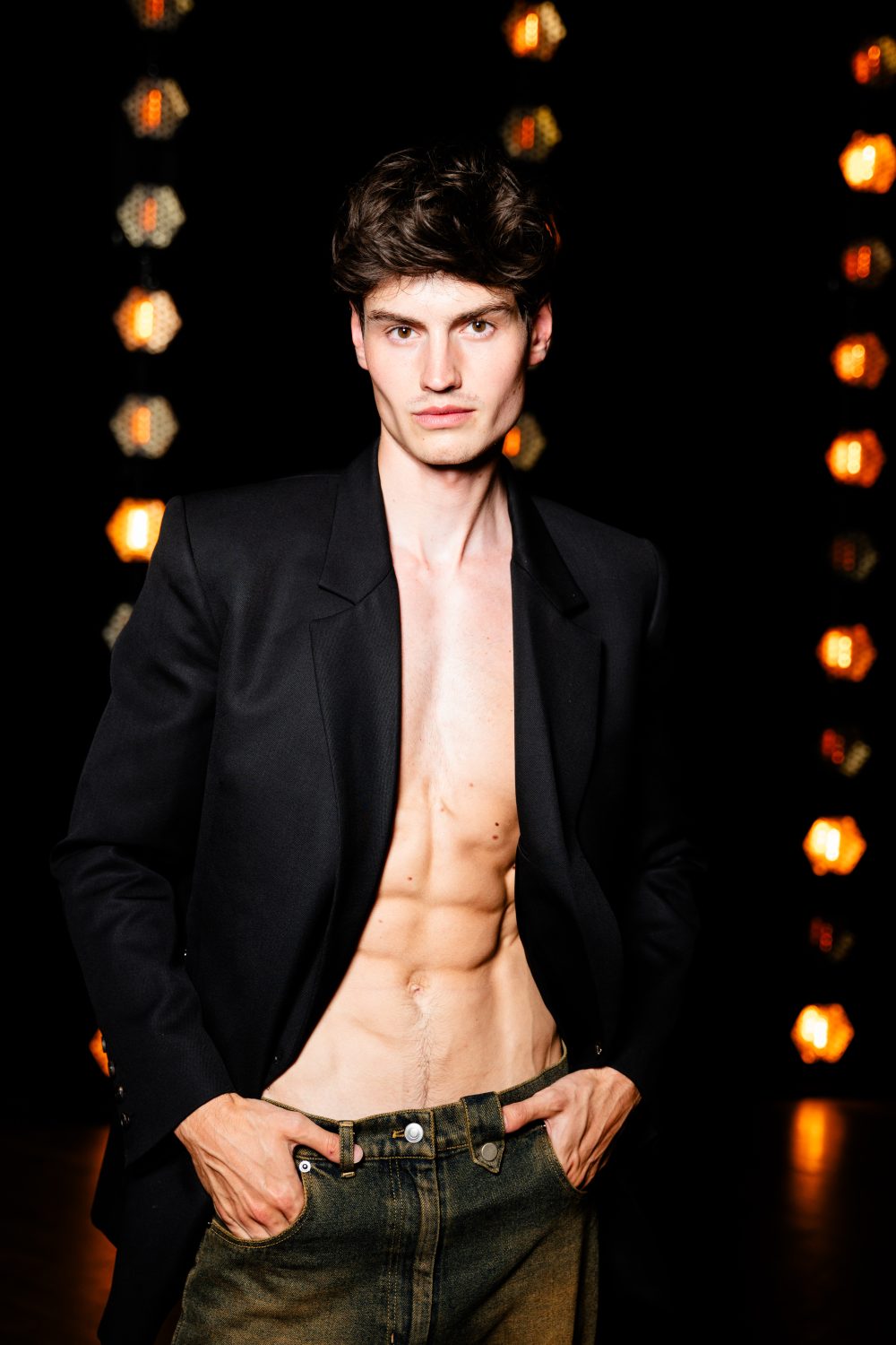 Say Who - Moritz Hau_YU