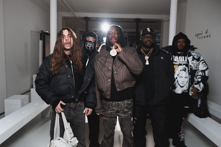 Le vestiaire hautement maîtrisé d’Agnès B - Say Who